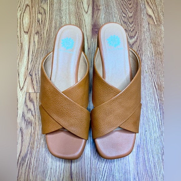 Yellow Box | Shoes | New Olivia Platform Heel Size 8 | Poshmark